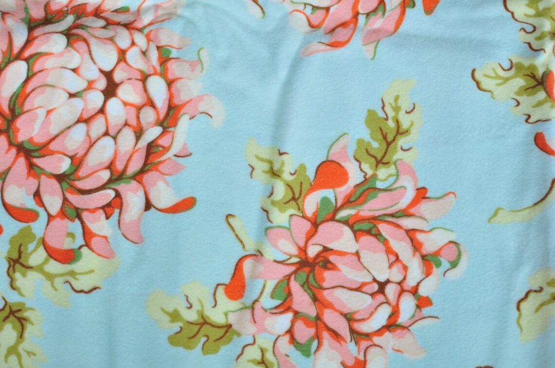 Freshcut Heather Bailey Painted Mums Print FLANNEL 1.5 Yards EXTREMELY ...