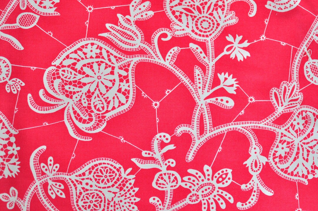 Amy Butler - Lark - "souvenir" in Punch Red - Print PWAB068 -cotton ...