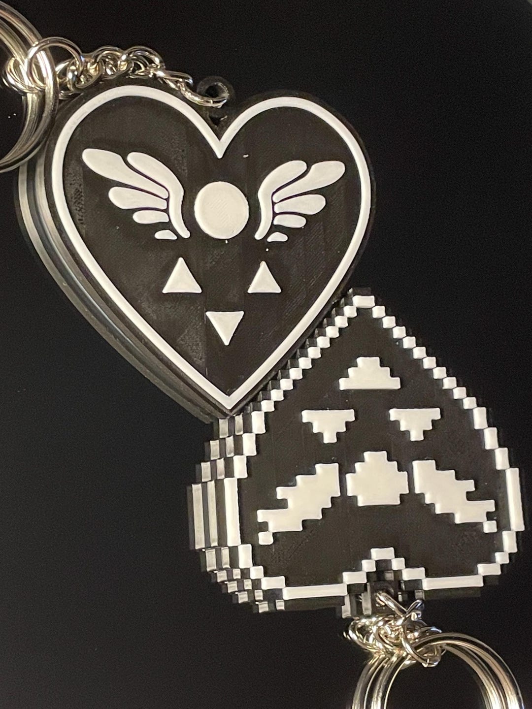 Deltarune Symbol Keychain | HD and Pixelated - Etsy