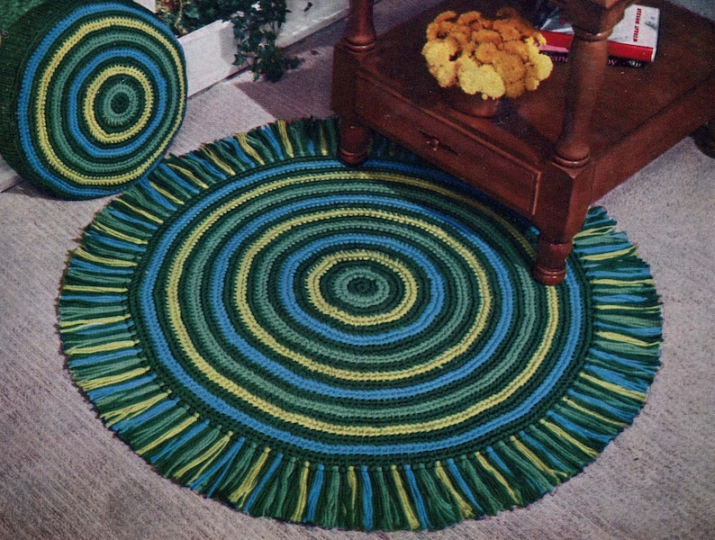 Round Crocheted Fringed Rug and Pillow, Retro 1950s Floor Decor ...