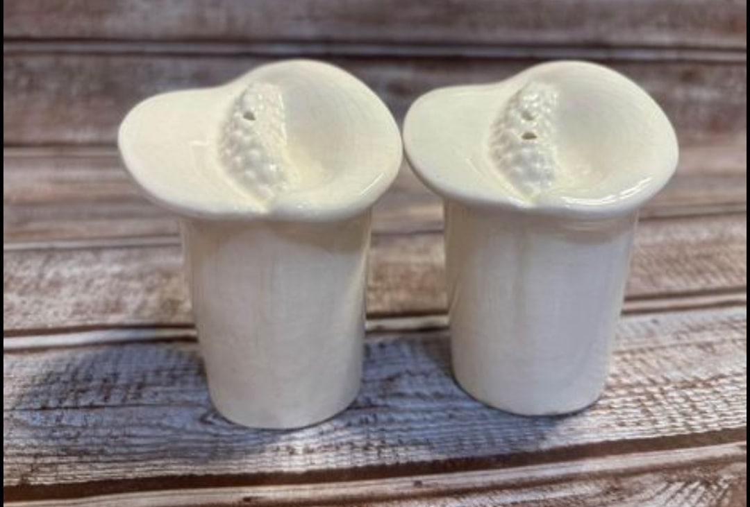 Mid Century Modern Calla Lilly Salt and Pepper Shakers Cream - Etsy