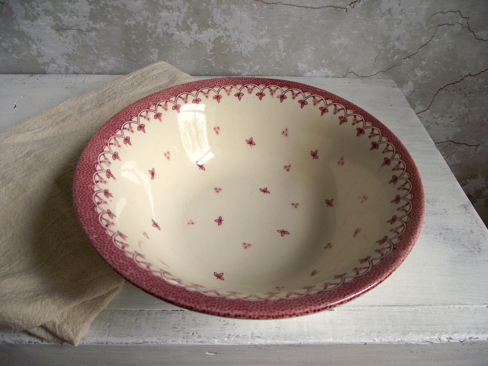 English Ironstone Pottery 8 Inch Round Vegetable Bowl Red - Etsy
