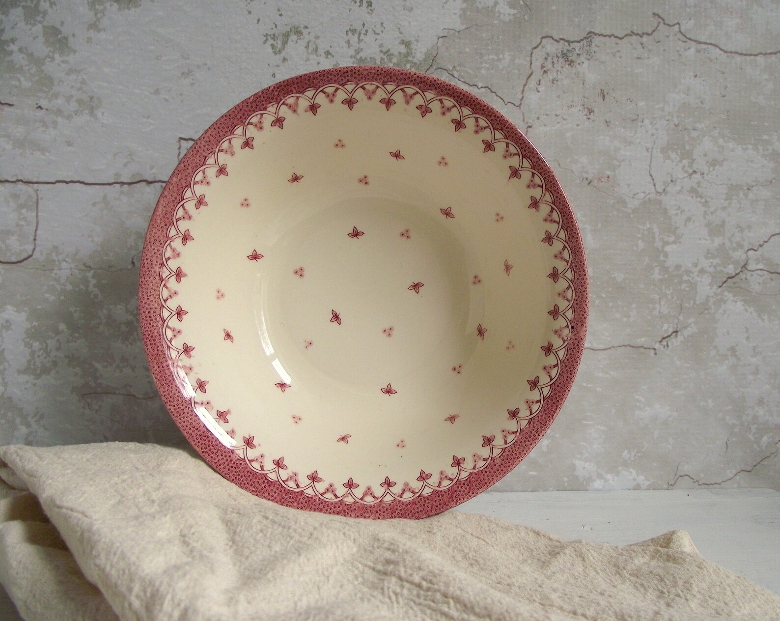English Ironstone Pottery 8 Inch Round Vegetable Bowl Red - Etsy