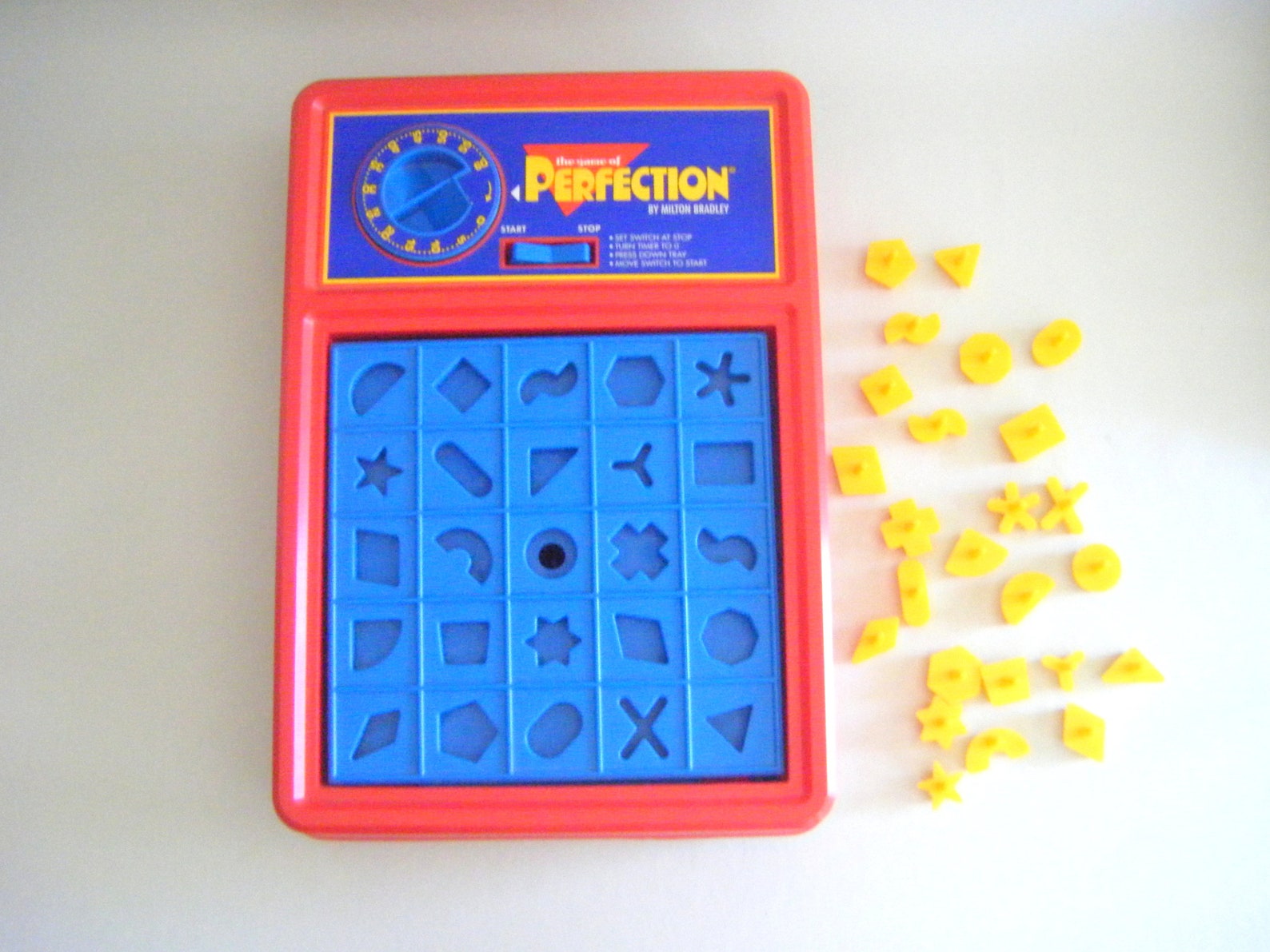 Vintage Perfection Speed Puzzle Game Milton Bradley Collectible - Etsy