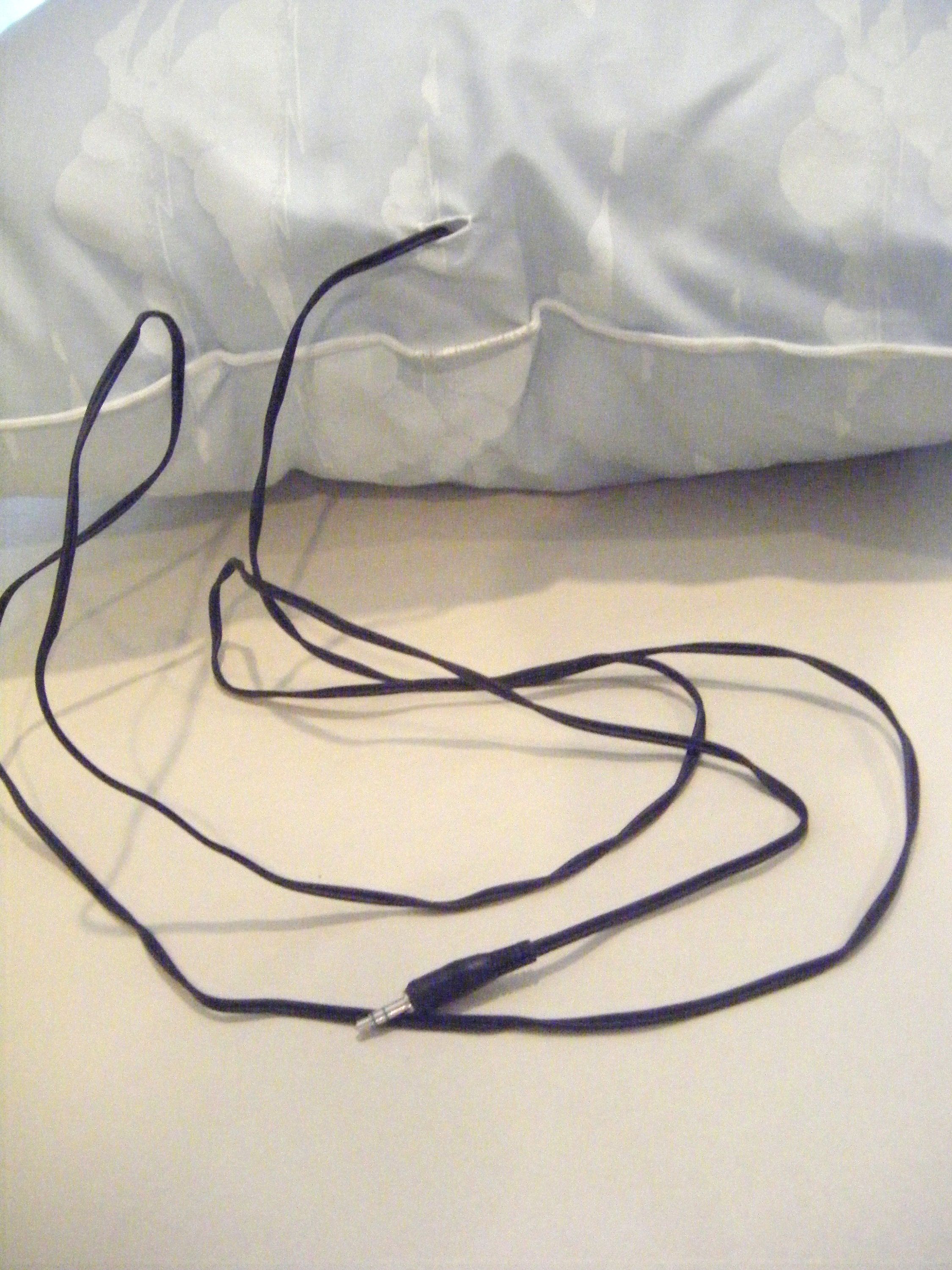 Vintage Pillow Phonic Headset Standard Size Audio Bedding Analog Sound ...