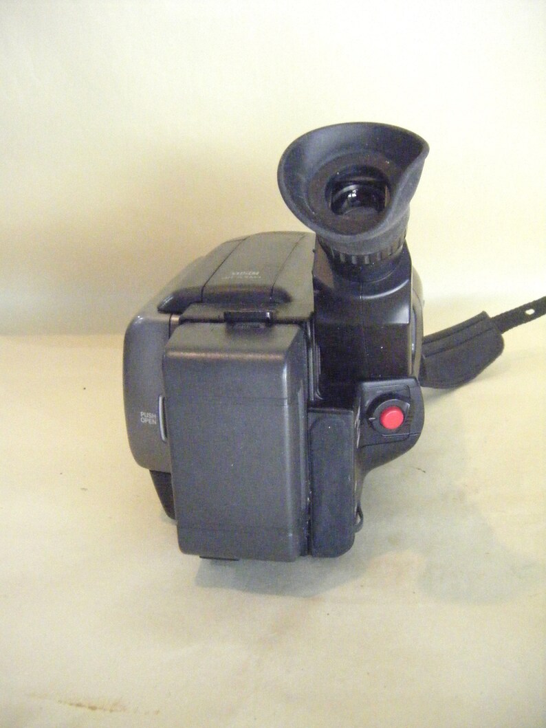 JVC GR-AXM4U Compact VHS Camcorder Camera Photography Pictures - Etsy