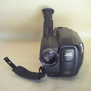 JVC GR-AXM4U Compact VHS Camcorder Camera Photography Pictures ...