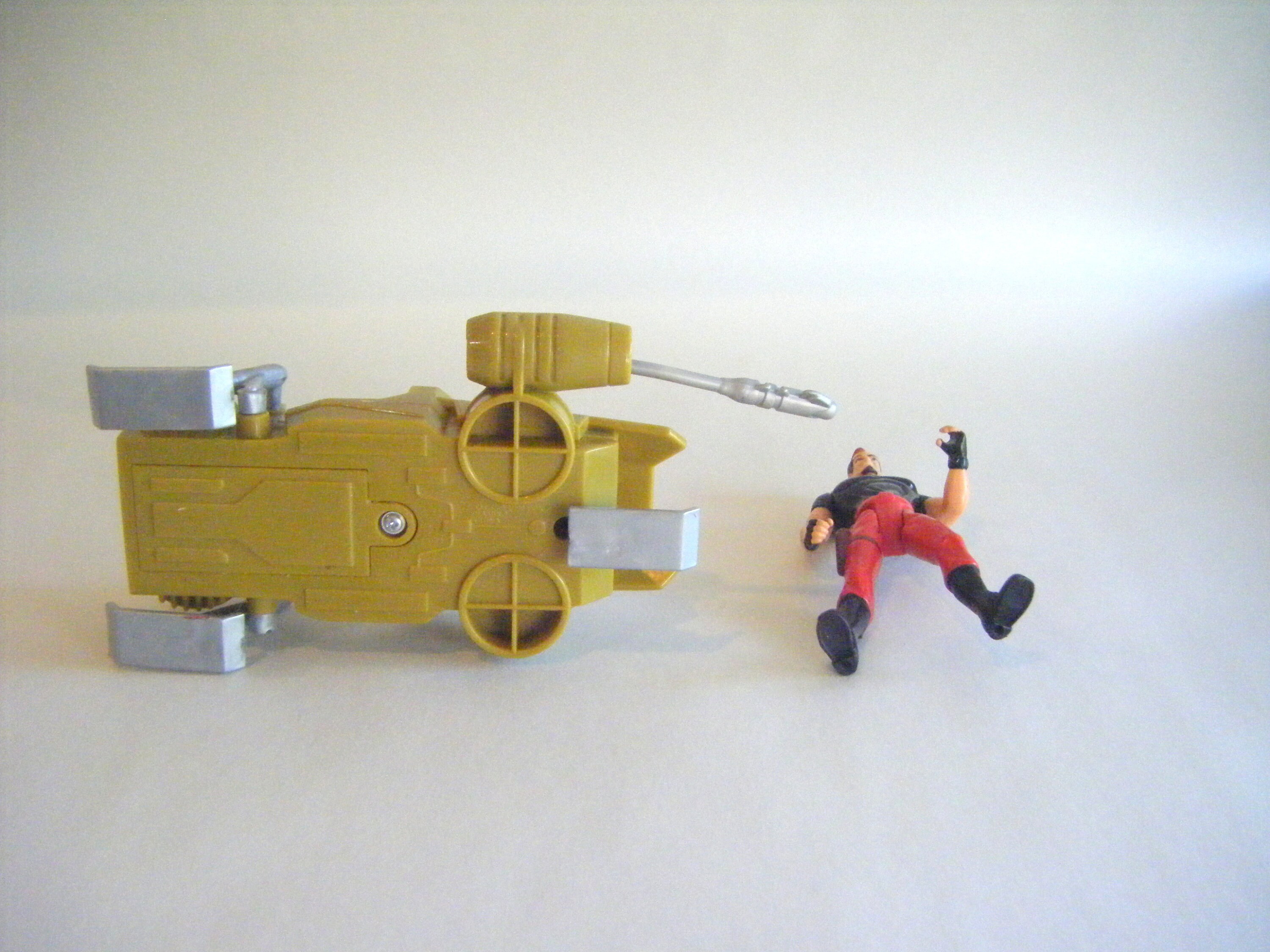 Vintage Titan A.E. Captain Joseph Korso and the X200 Hover Vehicle ...