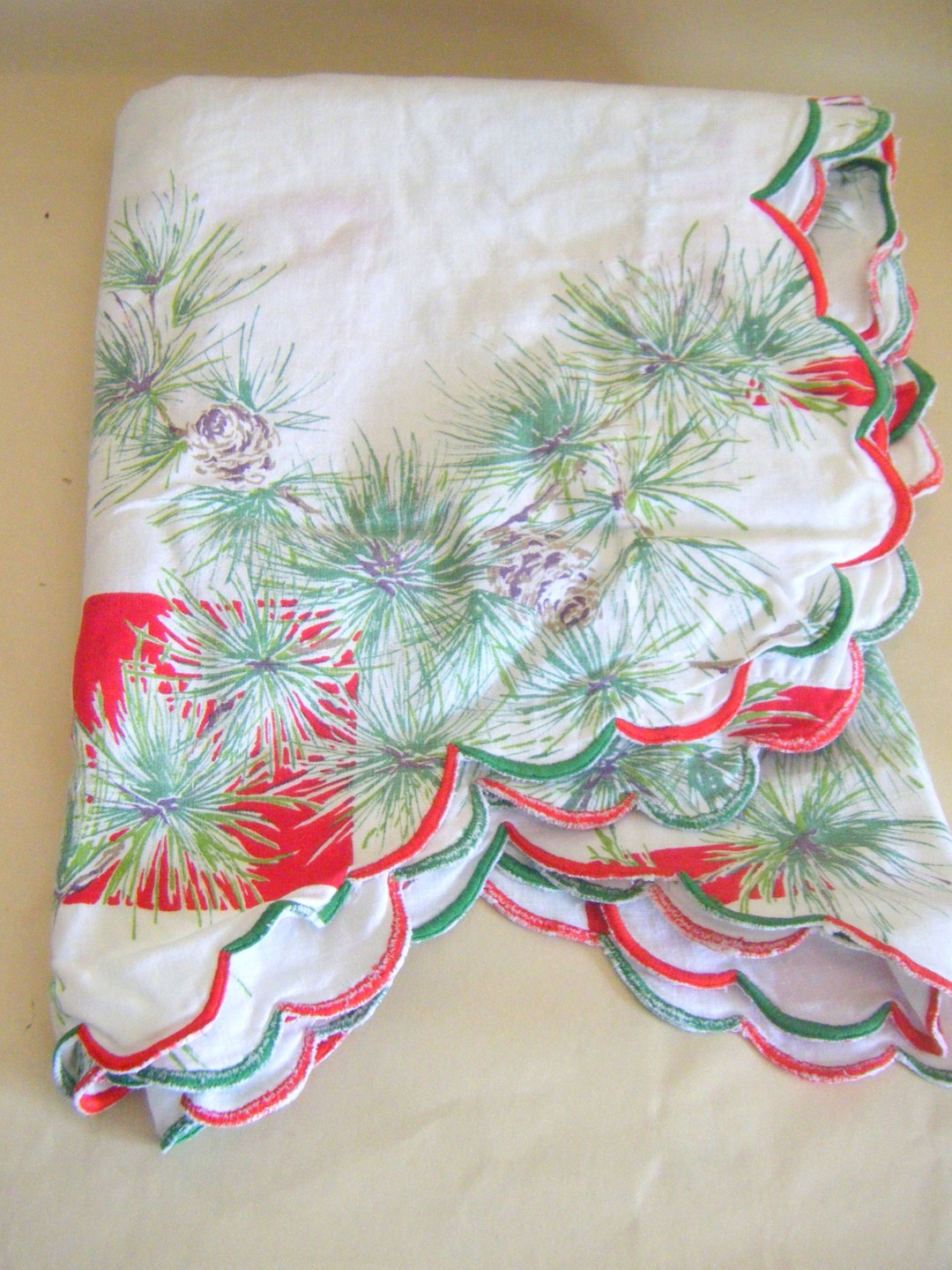 Vintage Winter Tablecloth: Red & Green Pine Cone Print, Scalloped Edge ...