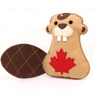 Beaver Sewing Pattern, Hand Sewing Felt Canadian Beaver Plush Toy ...