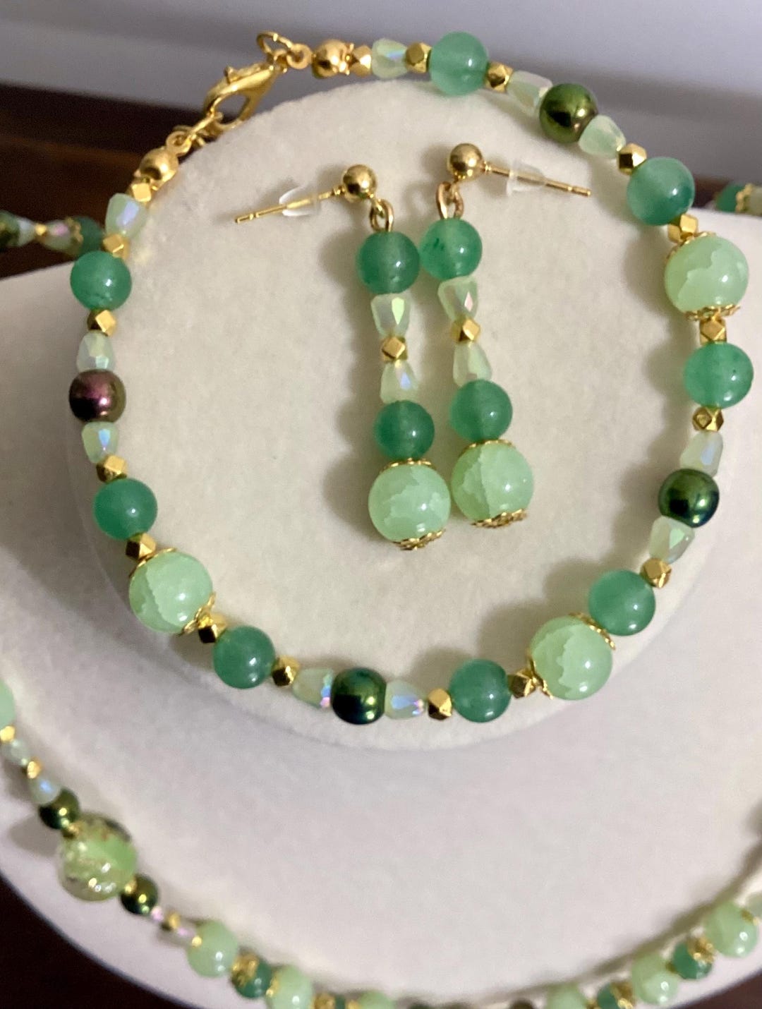 Green Jade and Gold Jewelry Set, Necklace, Bracelet & Earrings - Etsy