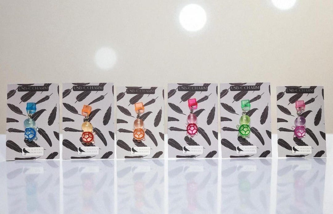 Glow in the Dark Turtle USB-C Dust Plug Charm – Phone, E-reader ...