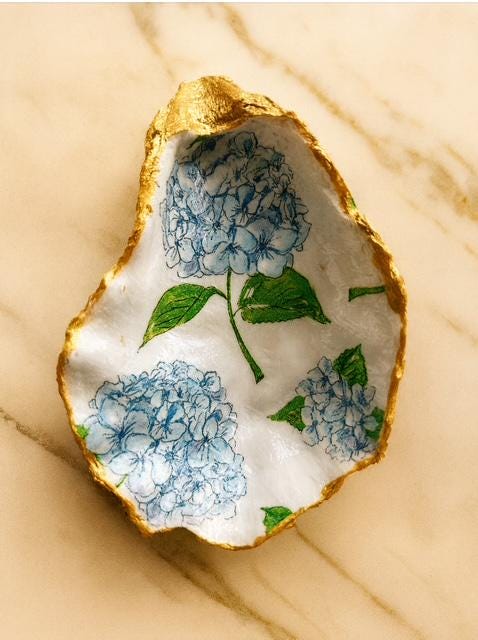 Handcrafted Oyster & Scallop Shell Favors: Coastal Wedding Decor - Etsy