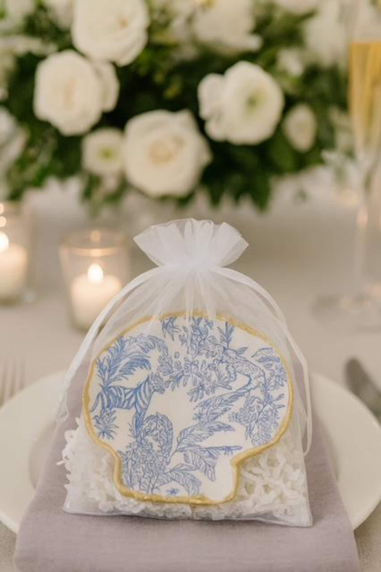 Handcrafted Oyster & Scallop Shell Favors: Coastal Wedding Decor - Etsy