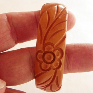 Vintage Bakelite Bracelet--hand Carved - Etsy