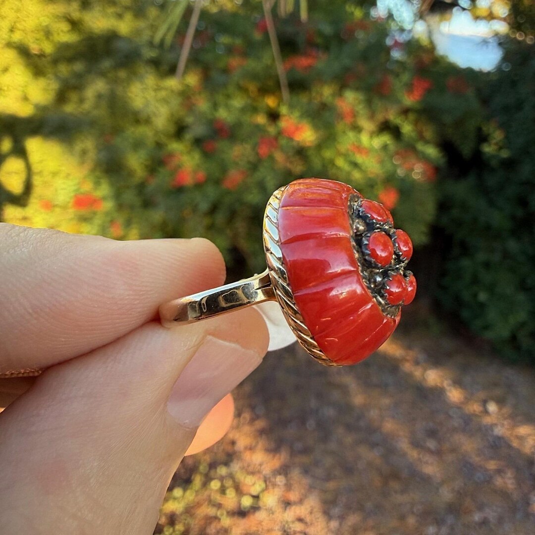 Lee & Mary Weebothee Zuni 14k Gold Pre-ban Mediterranean Coral Domed ...