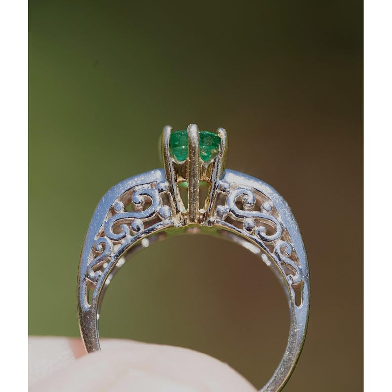 Vintage 14k Solid Gold Channel Engraved Filigree Natural Emerald ...