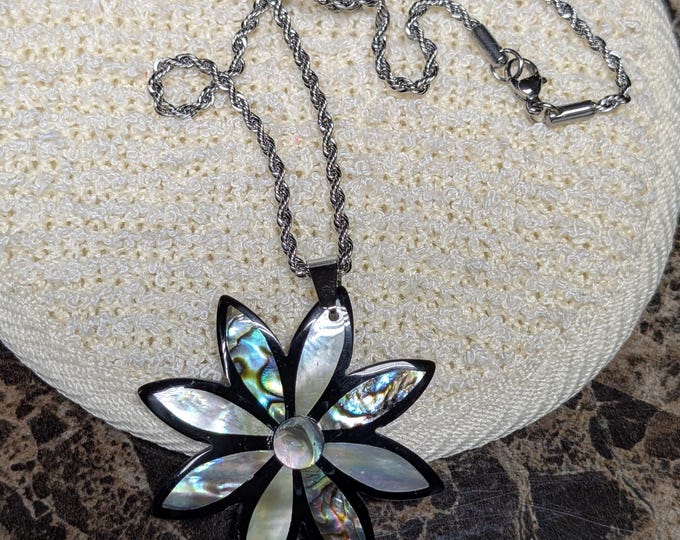 Abalone Flower Pendant Necklace - Etsy