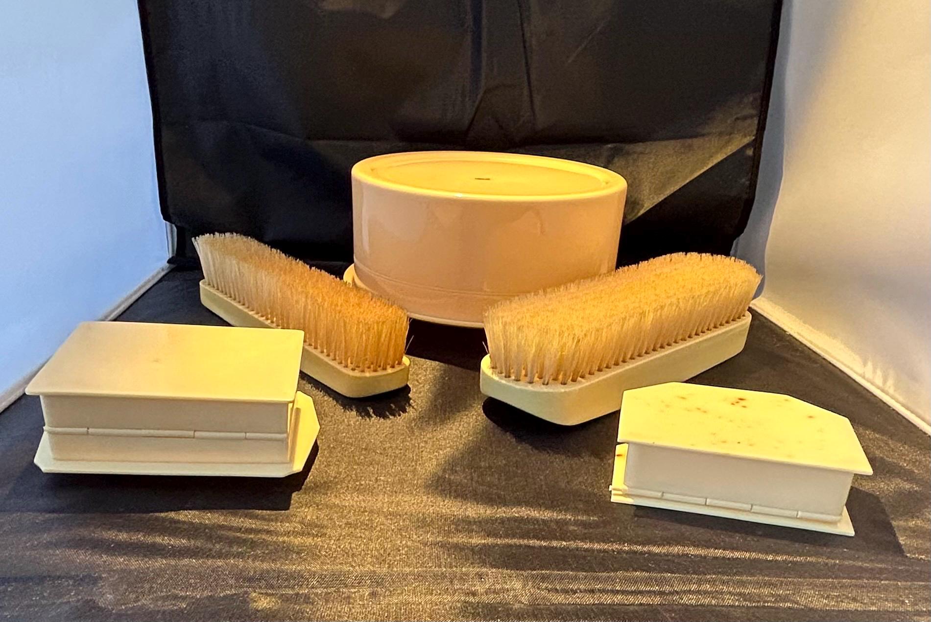 Vintage Bakelite Vanity Set Trinket Box Clothes Brush Cufflink Box - Etsy