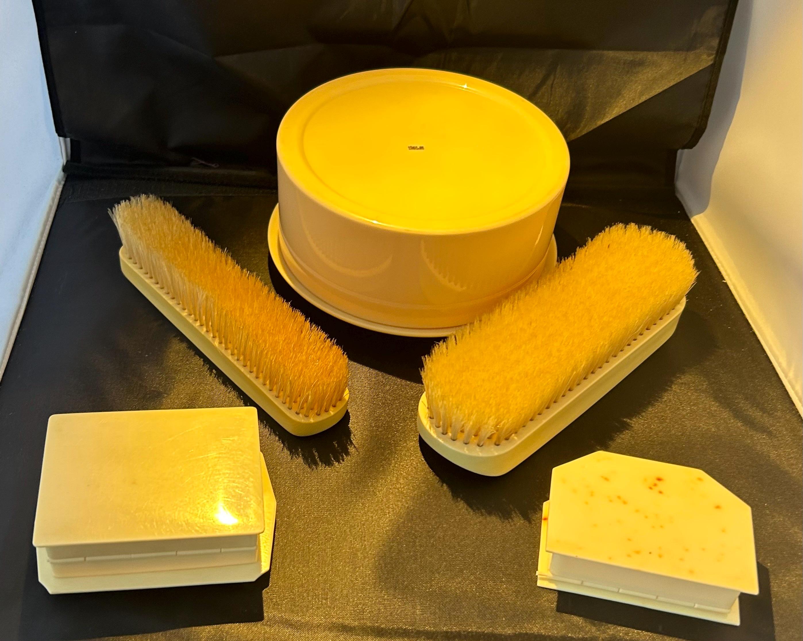 Vintage Bakelite Vanity Set Trinket Box Clothes Brush Cufflink Box - Etsy