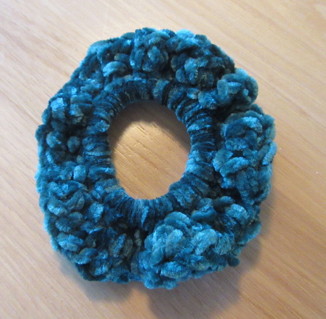 Scrunchie, Green Velvet Scrunchie, Ponytail Holder - Etsy