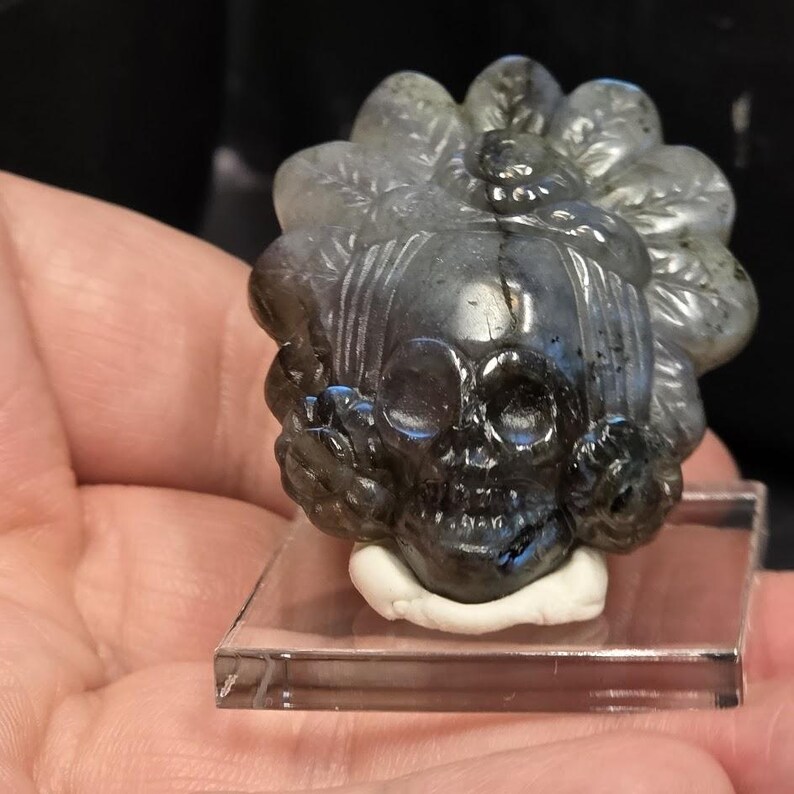 Mini Labradorite Native American Skull Carving, Flashy Crystal Skull ...