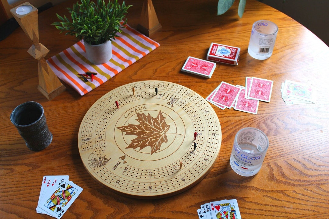 Cottage Cribbage Board Maple Leaf Design With Cribbage Pegs, Round ...