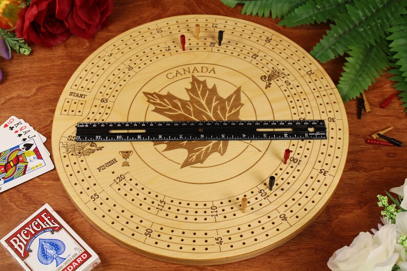 Cottage Cribbage Board Maple Leaf Design With Cribbage Pegs, Round ...