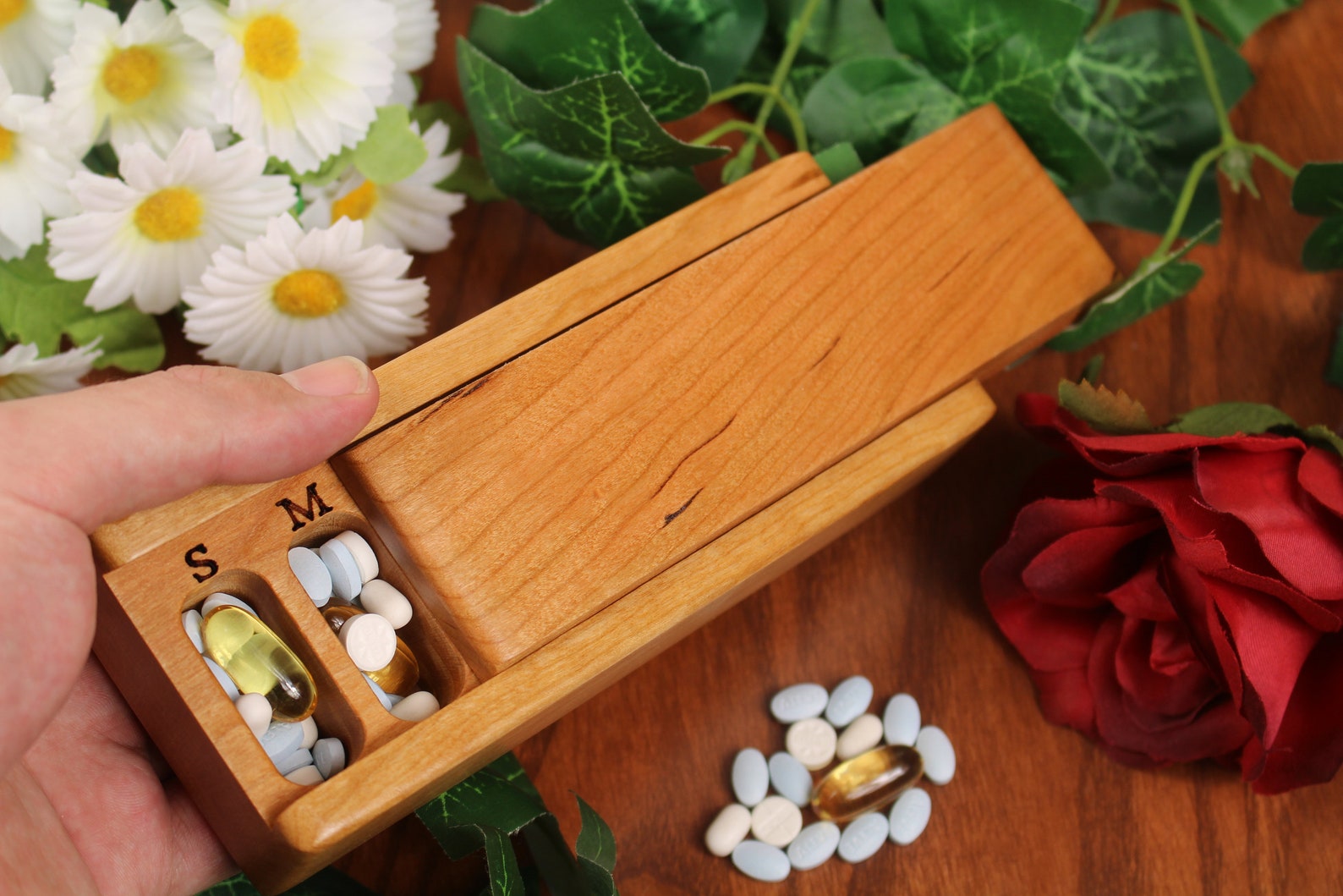 Plain Cherry Vitamin Box, Customize, 7 Days of the Week, Lacquer ...