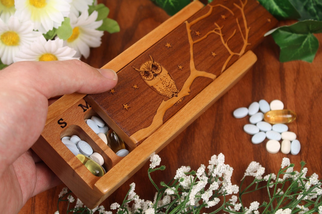 Wooden Pill Box, Owl, 7 Day Pill Box Laser Engraved, Lacquer & Oil ...