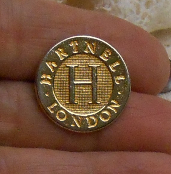Designer HARTNELL LONDON royal Designer Logo Button 3/4 | Etsy