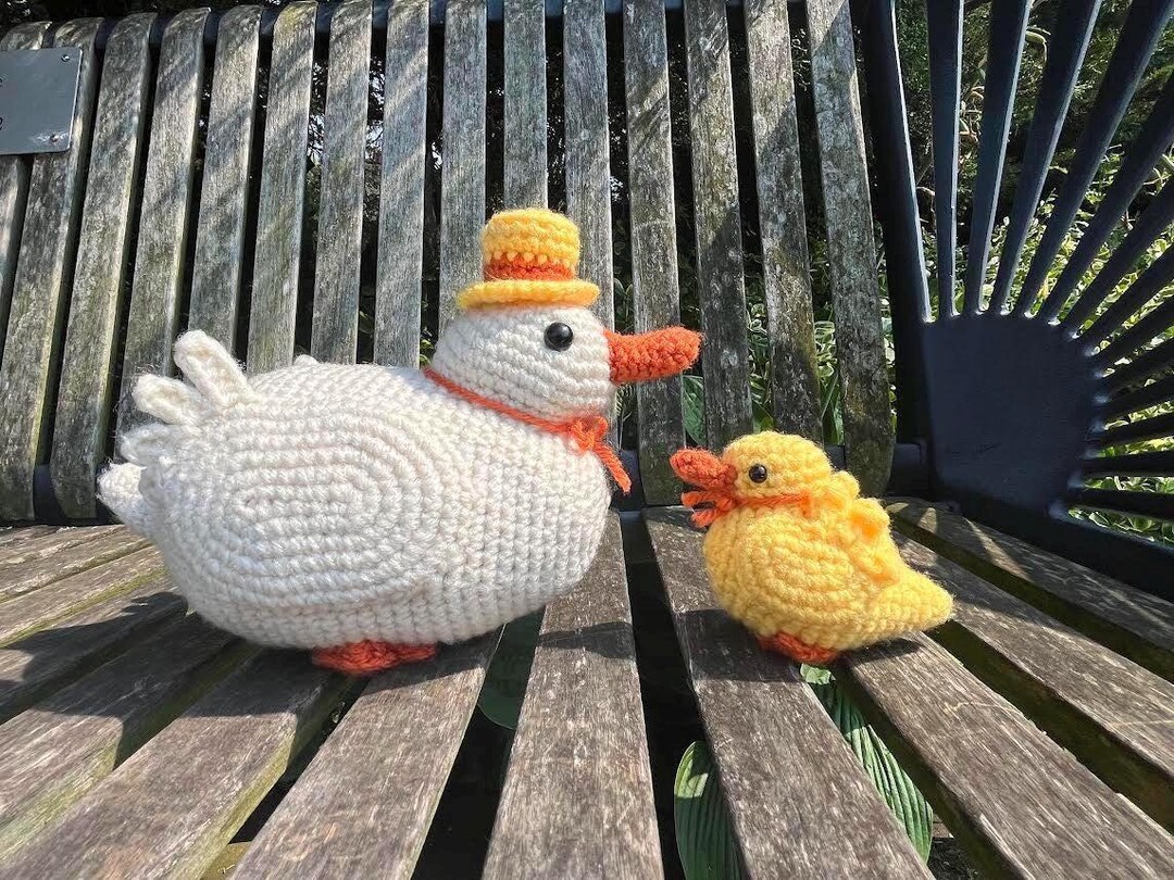 Daphne the Sitting Duck and Charlie the Cheeky Chick | Step-by-step ...