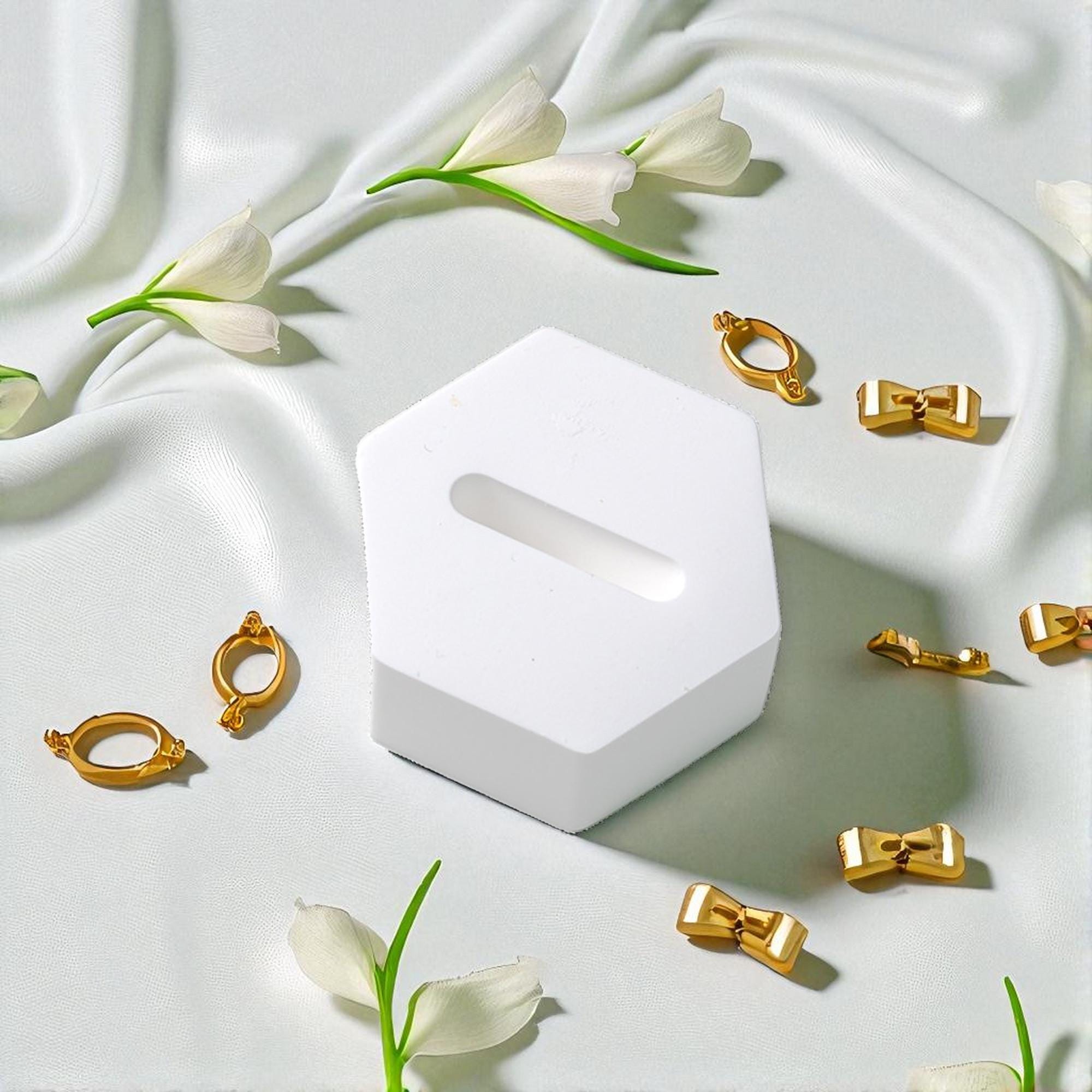 Plaster Ring Holder Stand: Minimalist Jewelry Display - Heart, Round ...