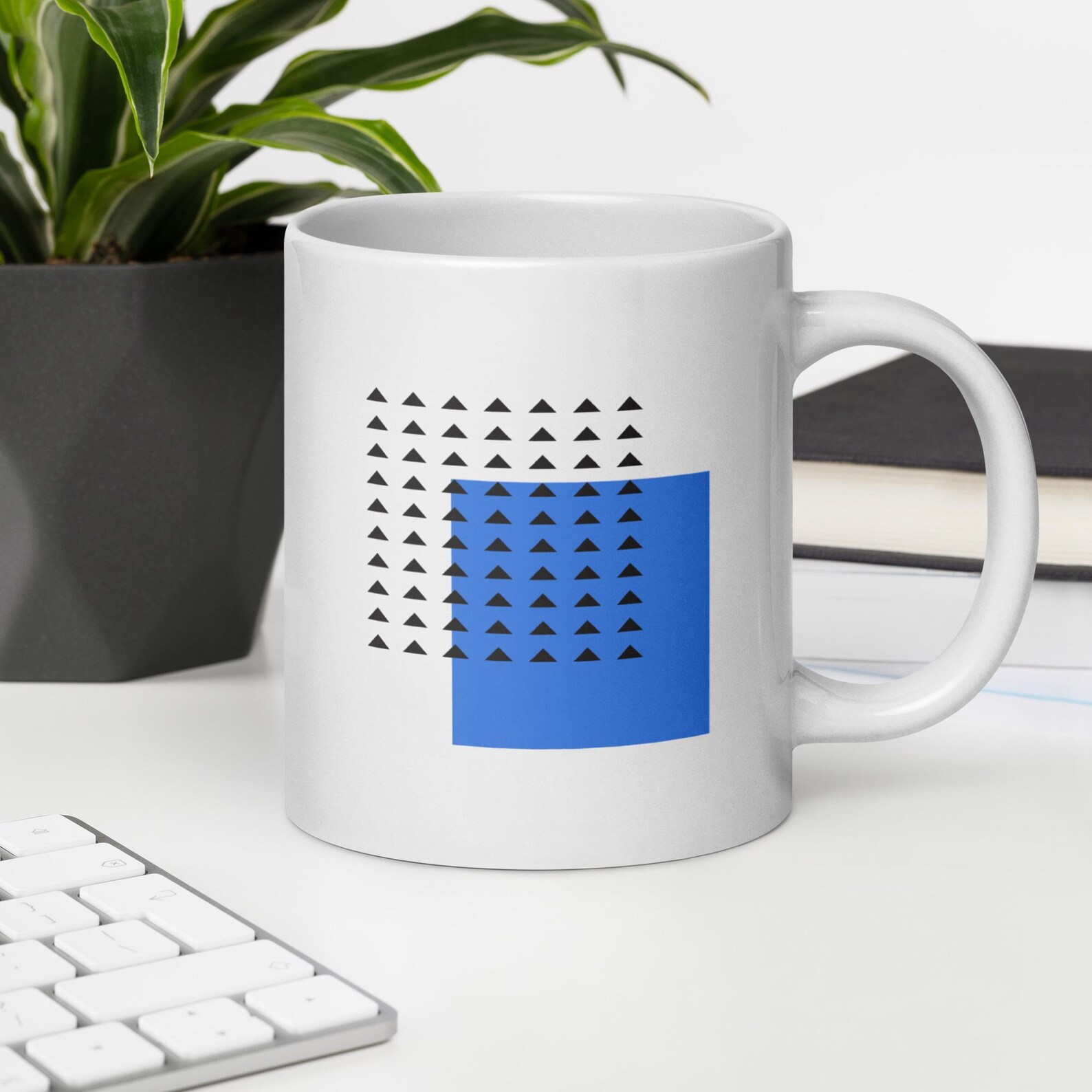 80s Retro Geometric Mug – VECTOR FIELD | Abstract Geometric Pattern ...