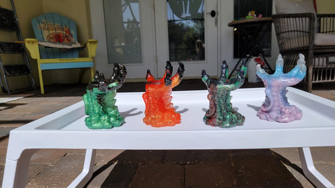 Dragon Claw Holder - Etsy