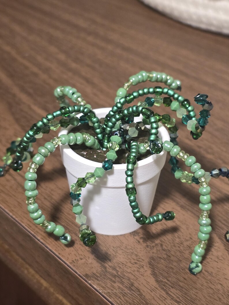 Beaded Succulent Magnet: Fridge Plant Decor - Etsy