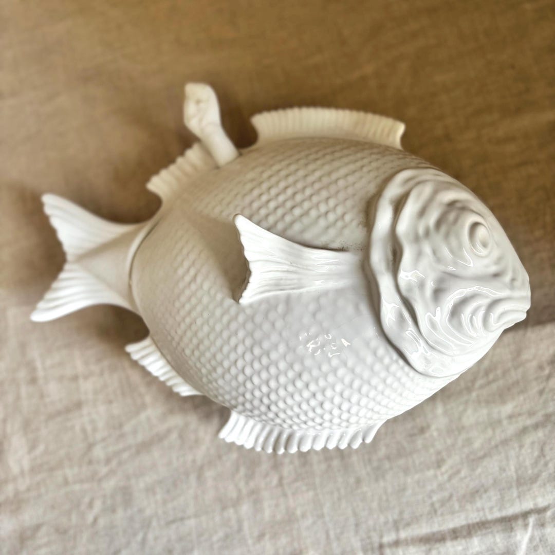 Vintage Bordallo Pinheiro White Fish Tureen (with Lid and Ladle) – 1.3 ...