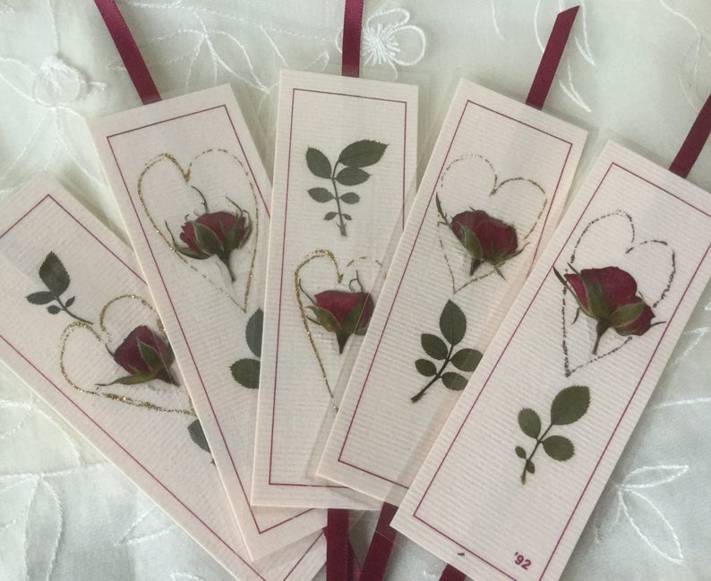 Dried Pressed Flower Bookmarks Rose Heart Set of Bookmarks | Etsy