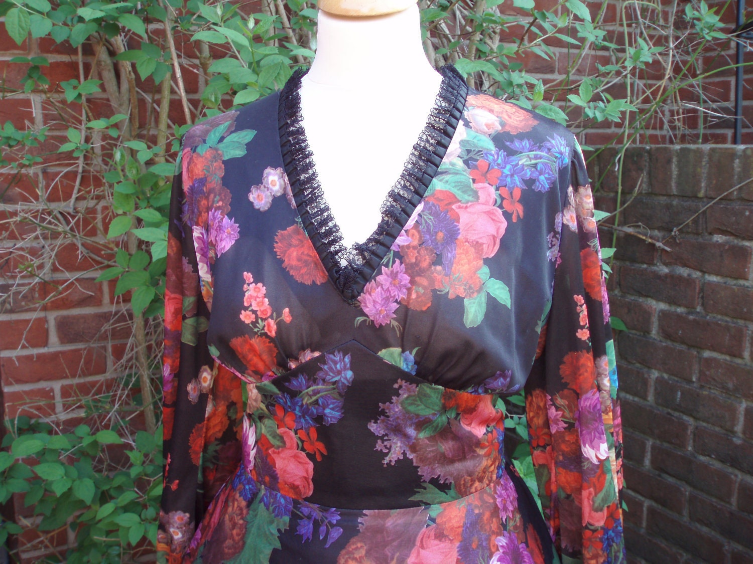 Vintage 1960s/'70s Floral Shelf Dress From France UK 14-16, US 8-10 ...