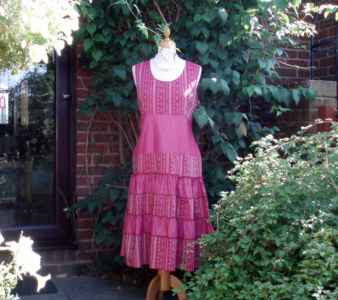 Lovely 1970s Vintage Tiered Dress in Deep Pink Edmee | Etsy