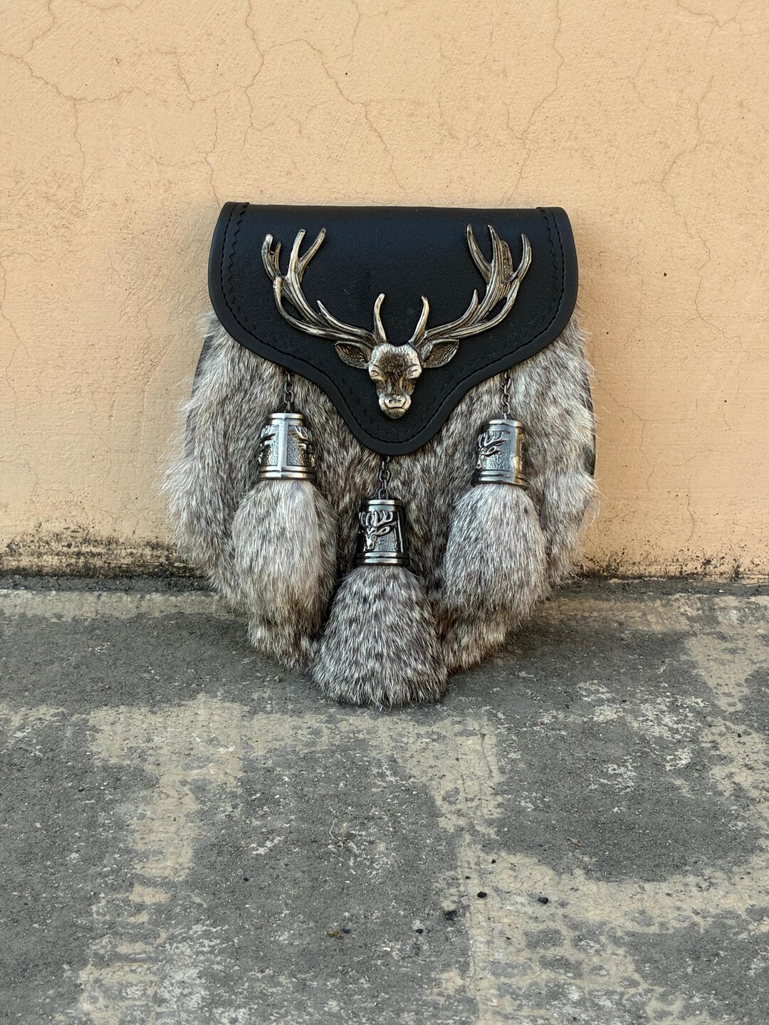 Grey Fur Stag Head Badge 3 Tassels Kilt Sporran – Semi Dress Highland ...
