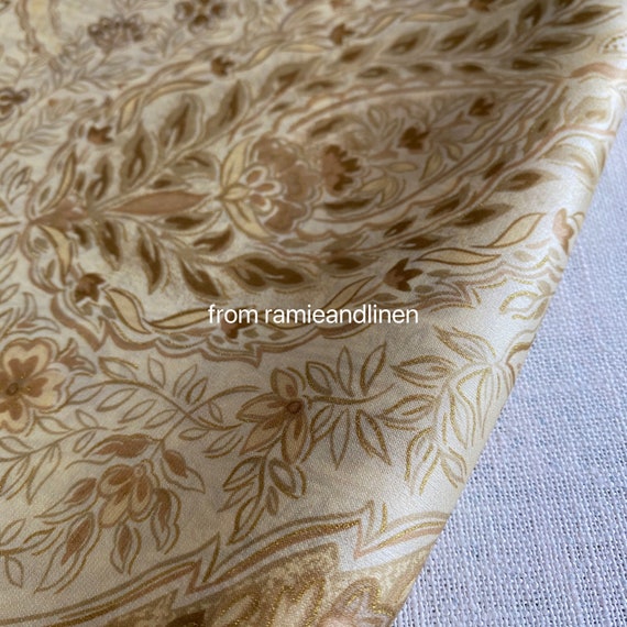 Stoffa Fiori Paisley Orientale Tessuto Di Seta, Stampa Con Motivo ...