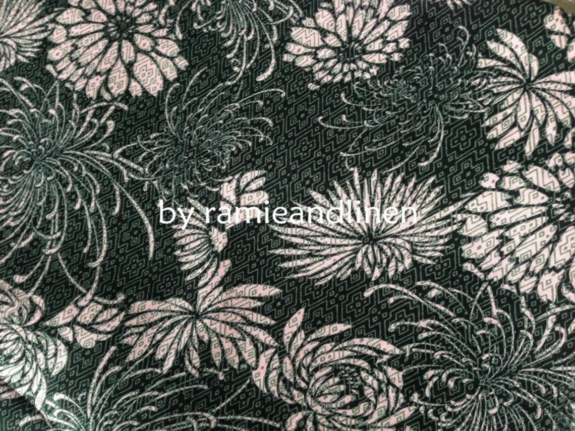 Japanese vintage style pink floral print on grey/black cotton | Etsy