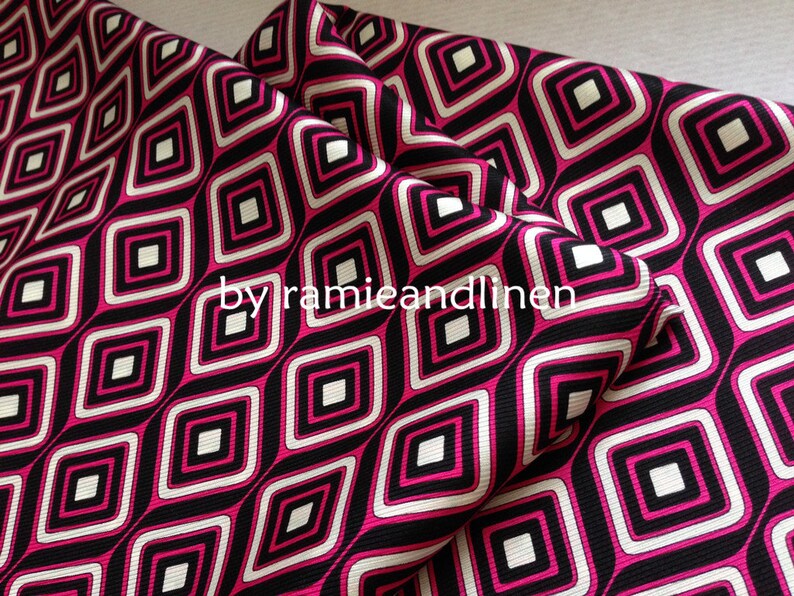 Pink Diamond, Silk Fabric, Silk Twill Fabric, Diamond Pattern Print ...