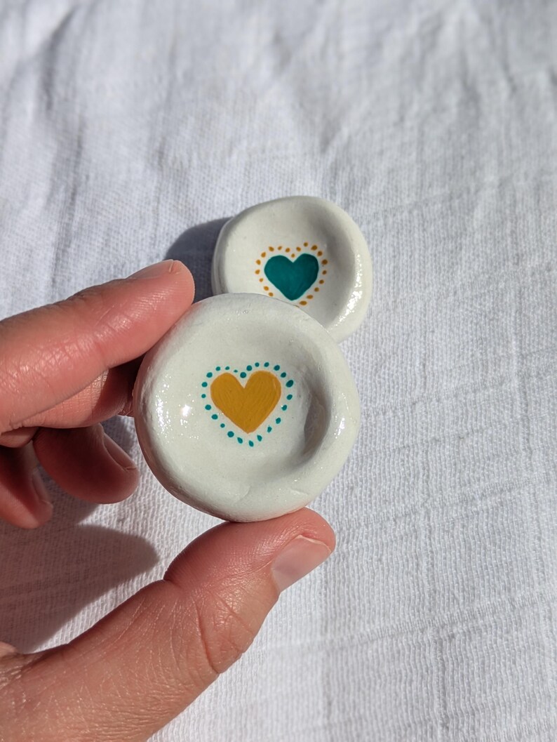 Worry Stone, Handcrafted and Painted Calming Stone, Clay Anti-stress ...