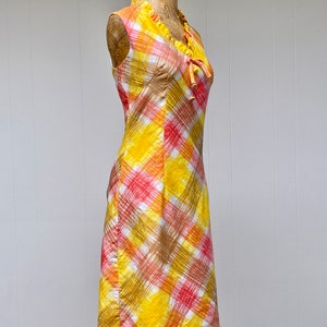 Vintage 1960s Sleeveless Sun Dress, 60s Bright Ruffled Neckline Sheath ...