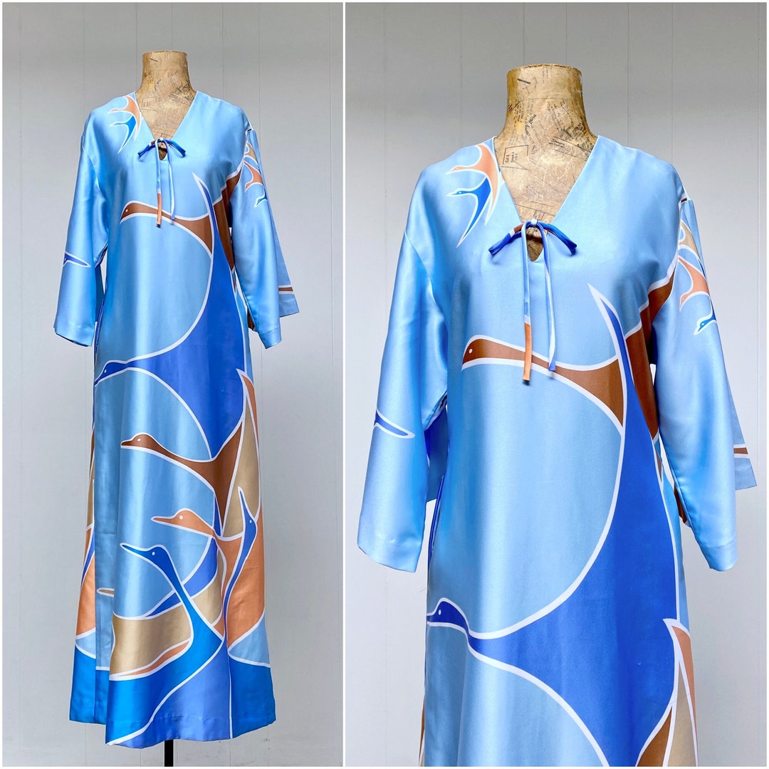 Vintage 1970s Stylized Bird Print Caftan, 70s Loungewear, Blue ...