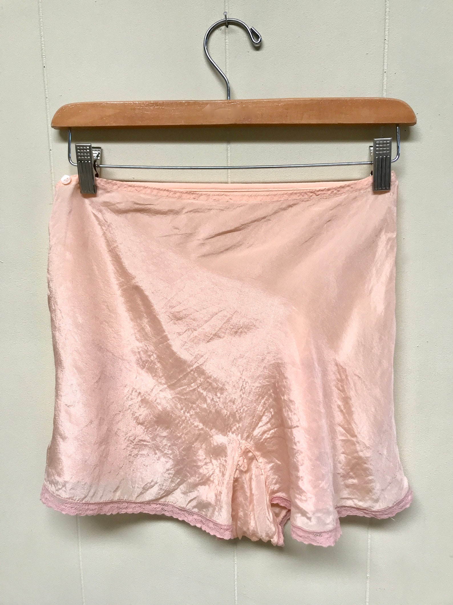 Vintage 1940s Tap Pants 40s Peach Rayon and Lace Panties | Etsy