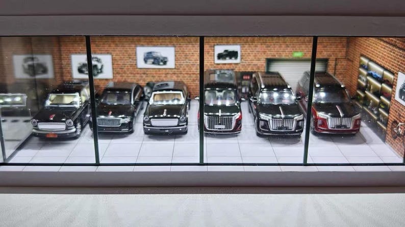 Miniature Retro Car Garage Display Box With LED Lights - Vintage ...