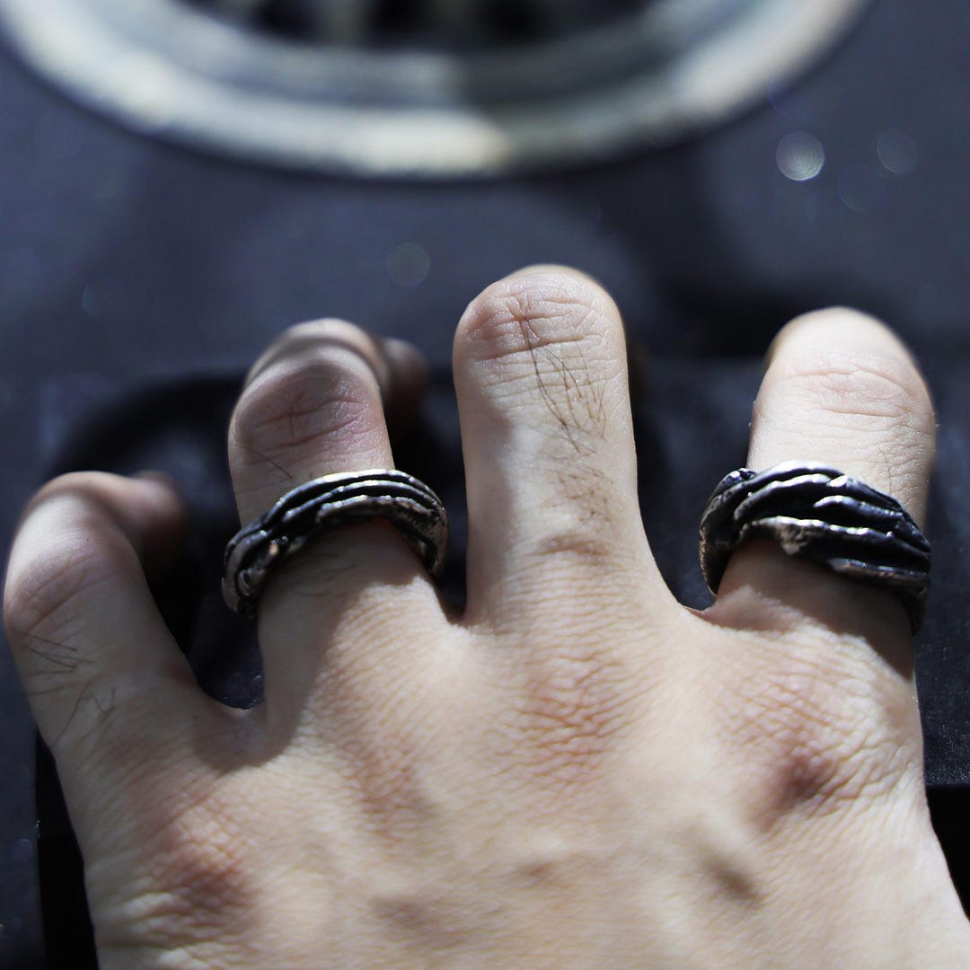 Gothic Apocalypse Ring – Torch-twisted Black Silver, Rune Engraving - Etsy